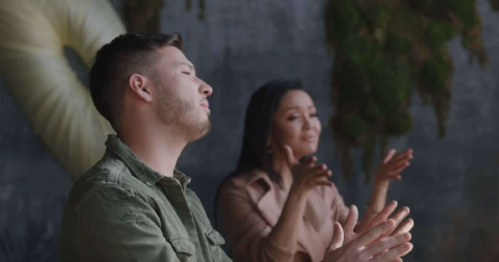 Арман мен Ашаның елді шулатқан клипі плагиат па? - Қазақстан жаңалықтары: 17 сәуір 2019, | KZNews.kz