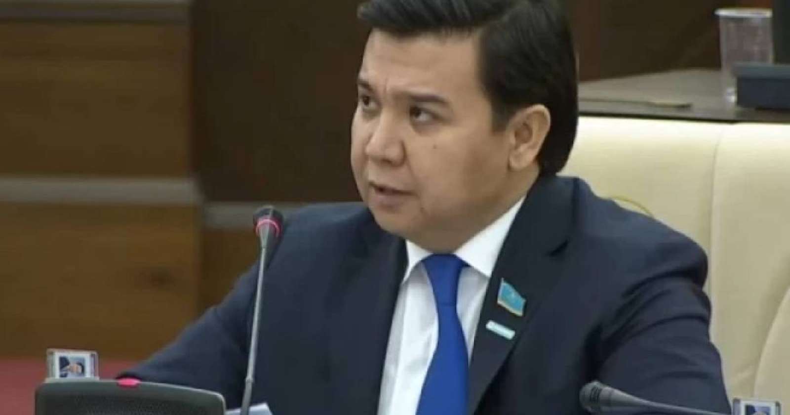 Мәжіліс депутаты некесіз ұлы бар екенін растады: 6 қараша 2025, | KZNews.kz